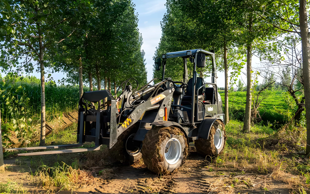 Multifunctional Compact Loader – Wiseman Loader